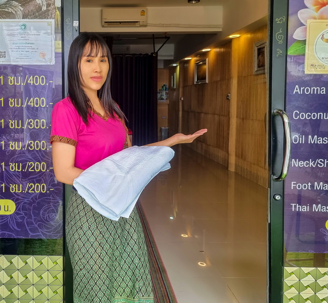 About Us The Masseuses Of Buriram Thai Oil Massage